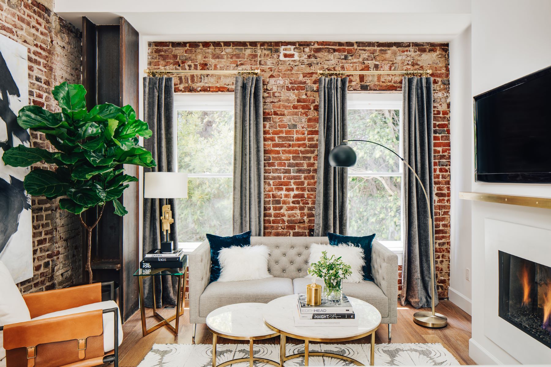 Laid Bare: 5 Homes with Handsome Exposed Brick - Sotheby´s ...
