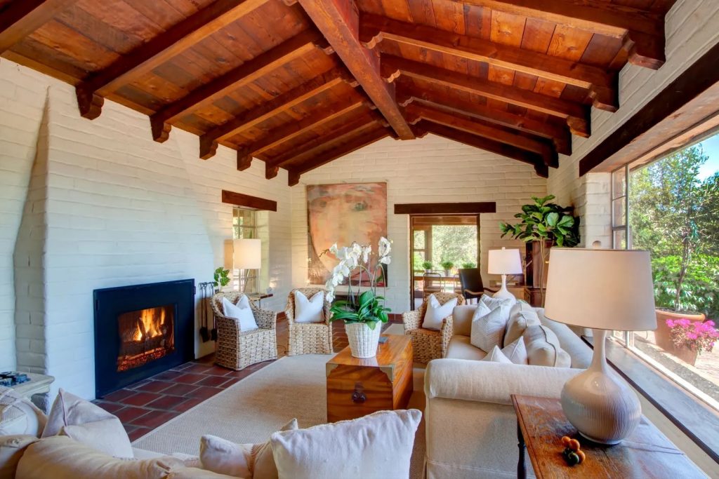 Video of the Week: Take a Virtual Tour of an Adobe Style Ranch in Napa ...