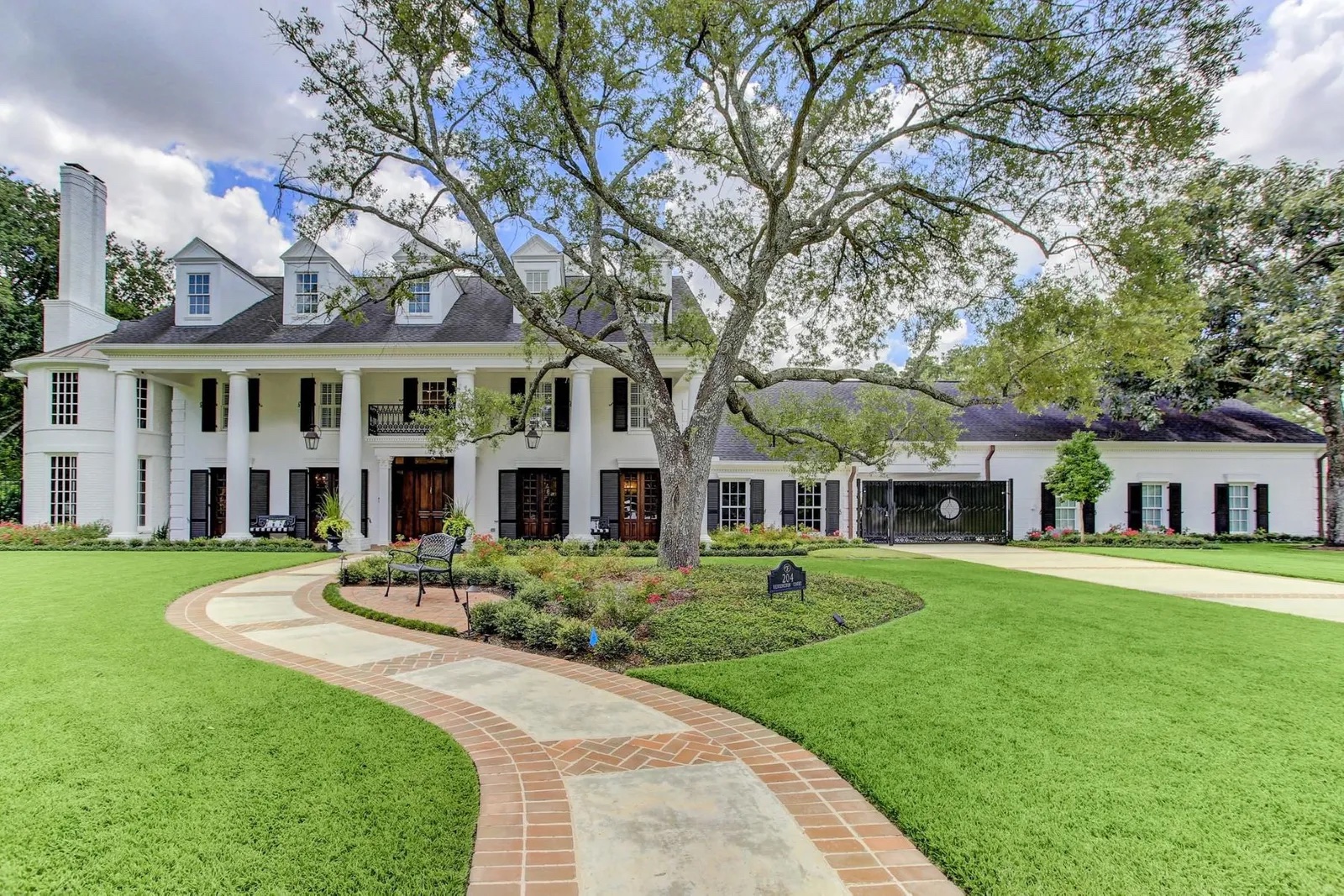 Inside a Grand Houston Manor - Sotheby´s International Realty | Blog