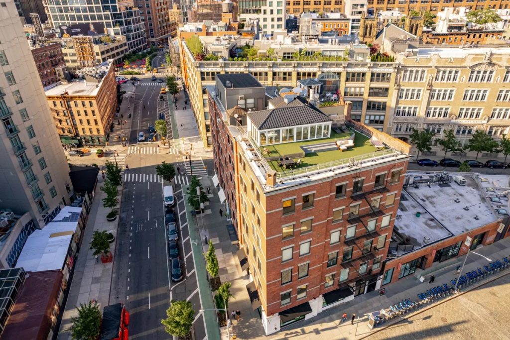 Inside a Very Rare Manhattan Gem - Sotheby´s International Realty | Blog